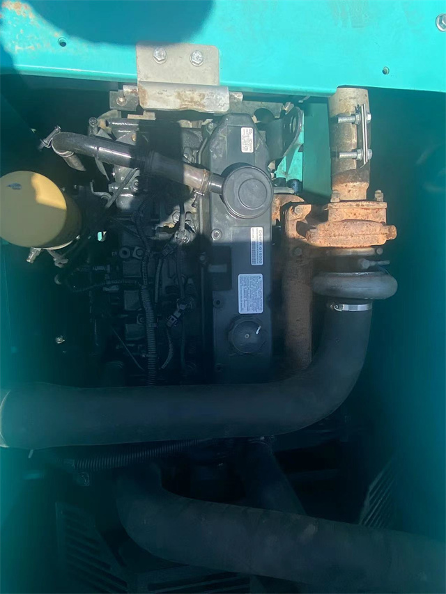 KOBELCO SK140 EXCAVATOR